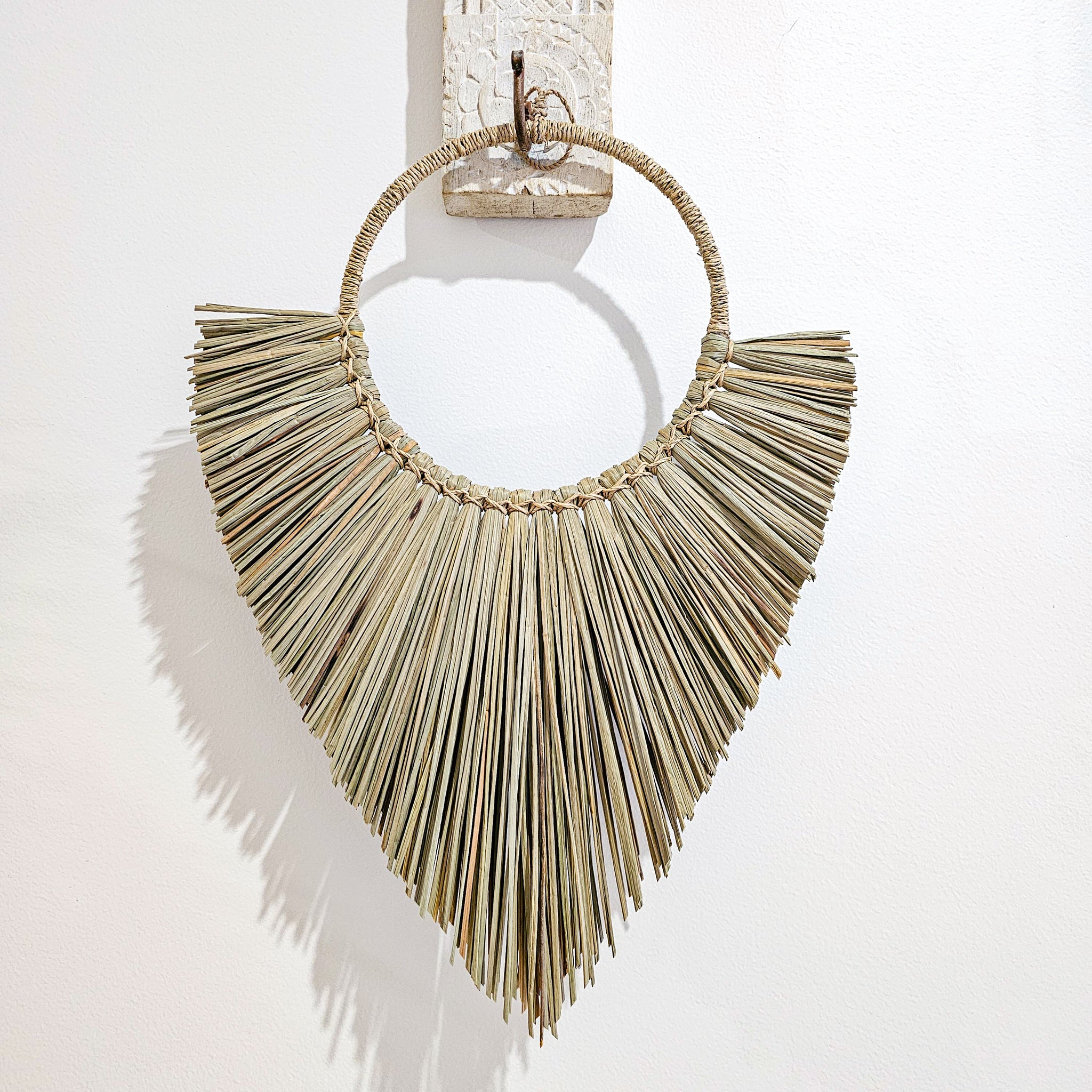 Sarai Seagrass triangular wall hanging – Coastal Boheme Collective